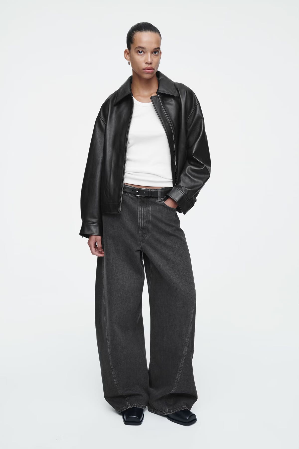 Square-toe Leather Chelsea Boots | COS Kuwait