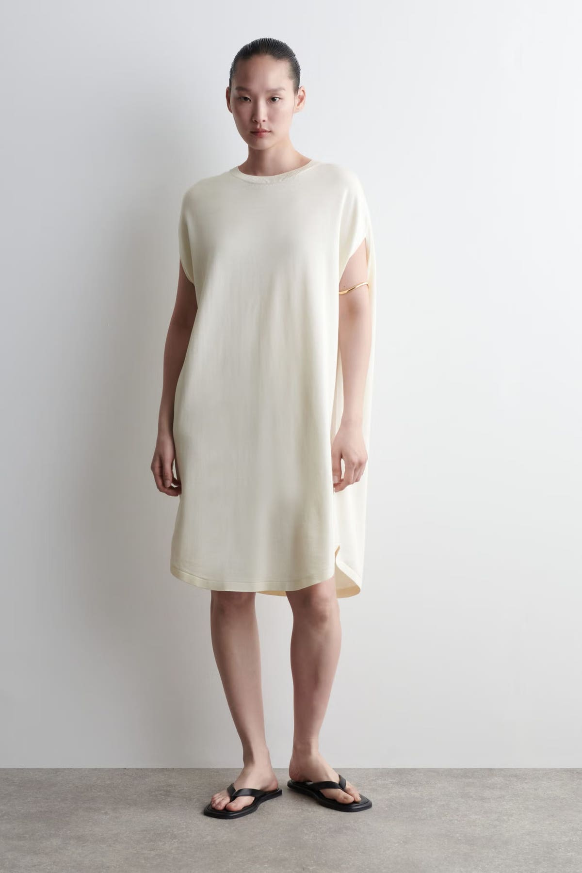 Circle-cut Knitted Mini Dress | COS Kuwait