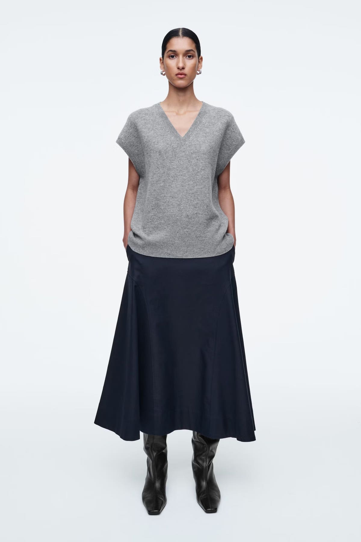 Rounded Midi Skirt | COS Kuwait