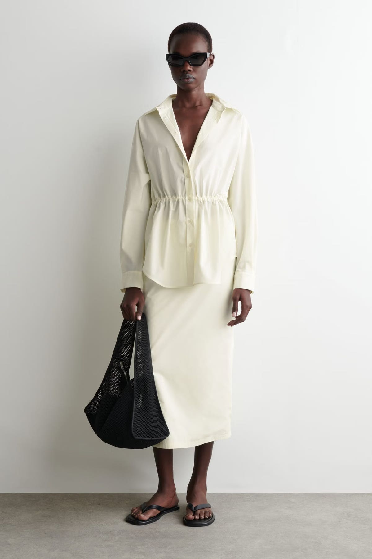 Slouchy Mini Tote Bag - Mesh | COS Kuwait